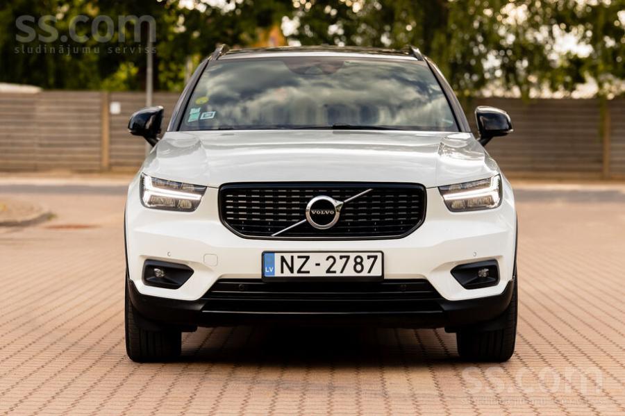 Белый Вольво XC40 2018 в Елгава, объемом двигателя 2.00 л и пробегом 0 тыс. км за 18990 €, фото 1 на AUTOMOTO.COM.LV