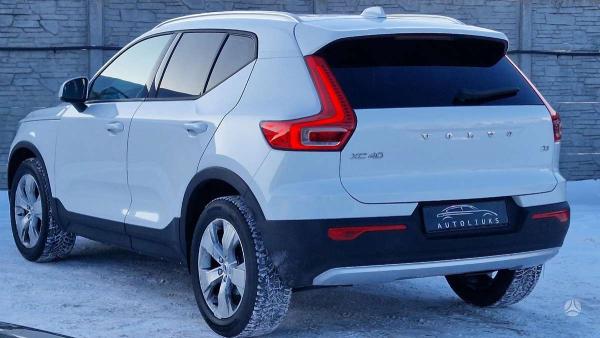 Белый Вольво XC40 2018 в Таураге, объемом двигателя 1.97 л и пробегом 245 тыс. км за 14900 €, фото 3 на AUTOMOTO.COM.LV