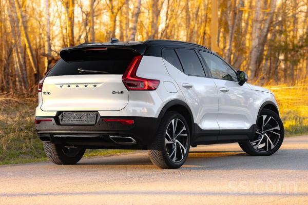 Белый Вольво XC40 2018 в Рига, объемом двигателя 2.00 л и пробегом 206 тыс. км за 18200 €, фото 2 на AUTOMOTO.COM.LV