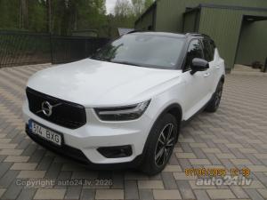 Balts Volvo XC40 2018 Tallina, ar dzinēja tilpumu 2.00 L un nobraukumu 161 tūkst. km par 19999 €, foto  vietnē AUTOMOTO.COM.LV