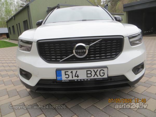 Balts Volvo XC40 2018 Tallina, ar dzinēja tilpumu 2.00 L un nobraukumu 161 tūkst. km par 19999 €, foto 8 vietnē AUTOMOTO.COM.LV
