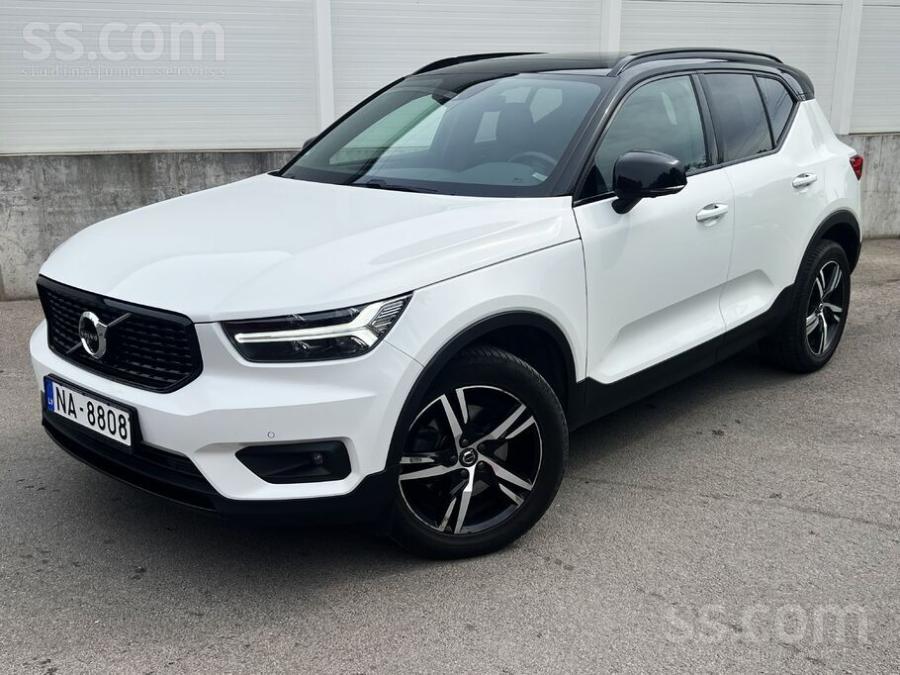 Белый Вольво XC40 2018 в Рига, объемом двигателя 2.00 л и пробегом 132 тыс. км за 20994 €, фото 1 на AUTOMOTO.COM.LV