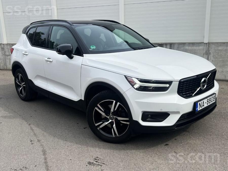 Белый Вольво XC40 2018 в Рига, объемом двигателя 2.00 л и пробегом 132 тыс. км за 20994 €, фото 3 на AUTOMOTO.COM.LV