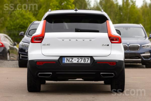 Balts Volvo XC40 2018 Jelgava, ar dzinēja tilpumu 2.00 L un nobraukumu 0 tūkst. km par 17300 €, foto 5 vietnē AUTOMOTO.COM.LV