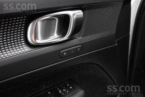 Белый Вольво XC40 2018 в Елгава, объемом двигателя 2.00 л и пробегом 0 тыс. км за 17300 €, фото 15 на AUTOMOTO.COM.LV