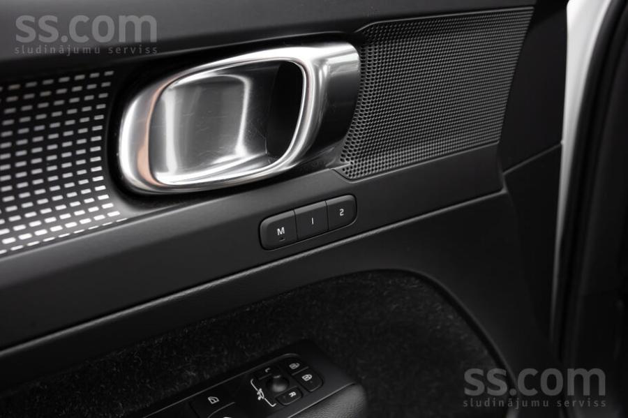 Белый Вольво XC40 2018 в Елгава, объемом двигателя 2.00 л и пробегом 0 тыс. км за 17300 €, фото 15 на AUTOMOTO.COM.LV