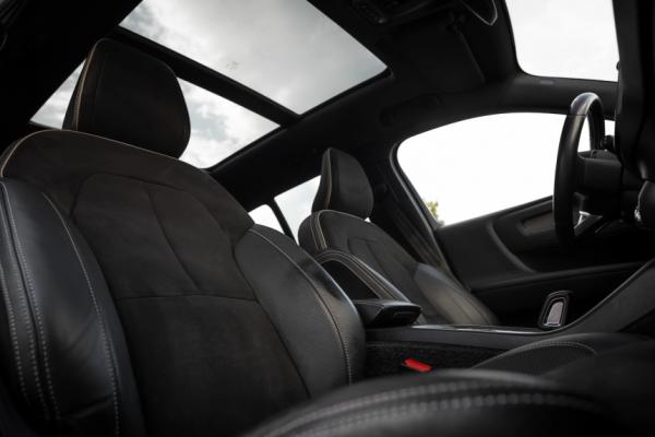 Balts Volvo XC40 2018 Rīga, ar dzinēja tilpumu 2.00 L un nobraukumu 240 tūkst. km par 20490 €, foto 9 vietnē AUTOMOTO.COM.LV