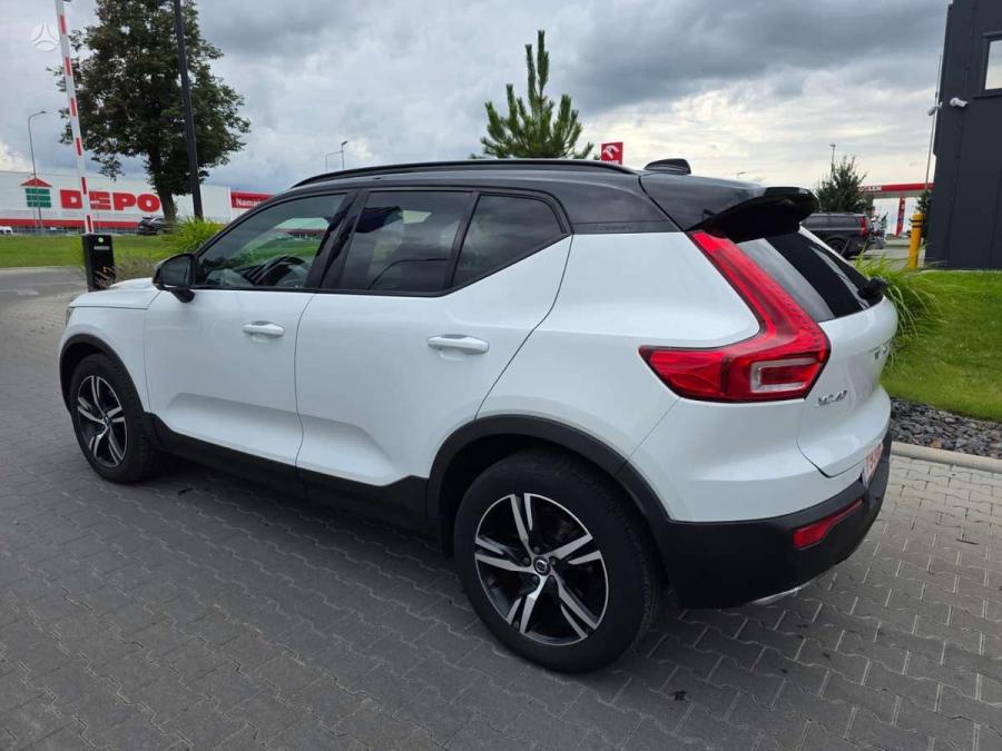 Balts Volvo XC40 2018 Panevēža, ar dzinēja tilpumu 1.97 L un nobraukumu 265 tūkst. km par 16199 €, foto 6 vietnē AUTOMOTO.COM.LV