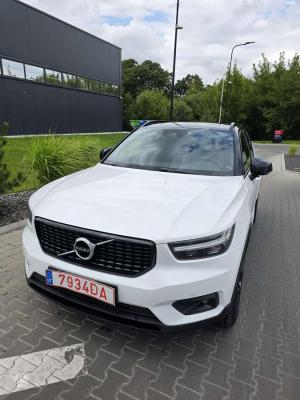 Balts Volvo XC40 2018 Panevēža, ar dzinēja tilpumu 1.97 L un nobraukumu 265 tūkst. km par 16199 €, foto 7 vietnē AUTOMOTO.COM.LV