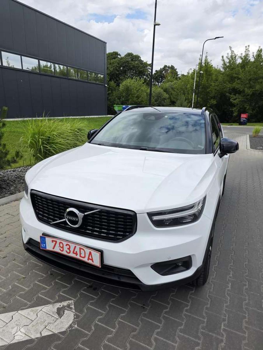 Balts Volvo XC40 2018 Panevēža, ar dzinēja tilpumu 1.97 L un nobraukumu 265 tūkst. km par 16199 €, foto 7 vietnē AUTOMOTO.COM.LV