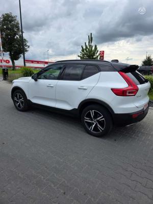 Balts Volvo XC40 2018 Panevēža, ar dzinēja tilpumu 1.97 L un nobraukumu 265 tūkst. km par 16199 €, foto 11 vietnē AUTOMOTO.COM.LV