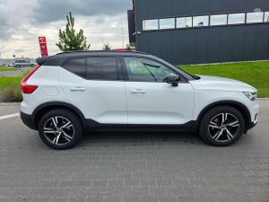 Balts Volvo XC40 2018 Panevēža, ar dzinēja tilpumu 1.97 L un nobraukumu 265 tūkst. km par 16199 €, foto 12 vietnē AUTOMOTO.COM.LV