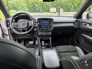 Balts Volvo XC40 2018 Panevēža, ar dzinēja tilpumu 1.97 L un nobraukumu 265 tūkst. km par 16199 €, foto 23 vietnē AUTOMOTO.COM.LV