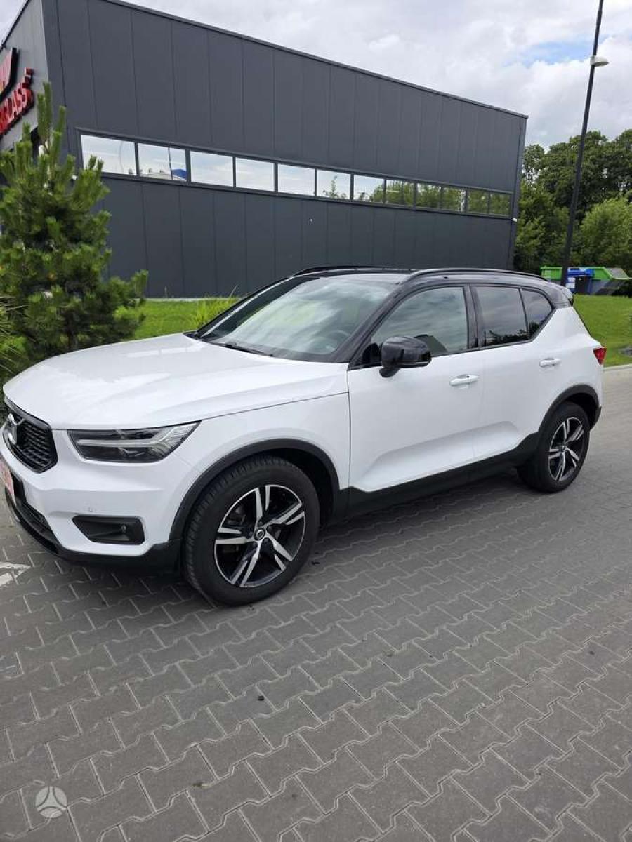 Balts Volvo XC40 2018 Panevēža, ar dzinēja tilpumu 1.97 L un nobraukumu 265 tūkst. km par 16199 €, foto 36 vietnē AUTOMOTO.COM.LV