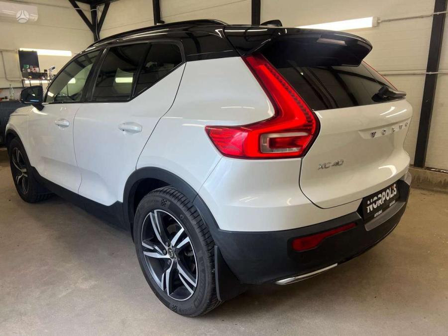 Balts Volvo XC40 2018 Viļņa, ar dzinēja tilpumu 1.97 L un nobraukumu 316 tūkst. km par 15972 €, foto 8 vietnē AUTOMOTO.COM.LV