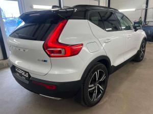 Balts Volvo XC40 2018 Viļņa, ar dzinēja tilpumu 1.97 L un nobraukumu 316 tūkst. km par 15972 €, foto 9 vietnē AUTOMOTO.COM.LV