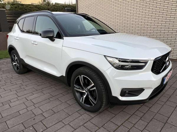 White Volvo XC40 2018 in Taurage, with an engine capacity of 1.97 L and mileage of 269 thousand km for 15199 €, photo 9 on AUTOMOTO.COM.LV