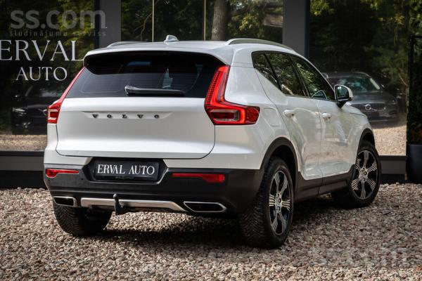 White Volvo XC40 2018 in Jelgava, with an engine capacity of 2.00 L and mileage of 222 thousand km for 17900 €, photo 5 on AUTOMOTO.COM.LV