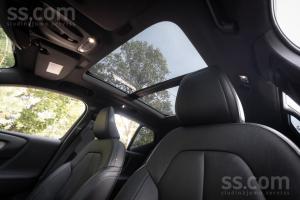 Balts Volvo XC40 2018 Jelgava, ar dzinēja tilpumu 2.00 L un nobraukumu 222 tūkst. km par 17900 €, foto 13 vietnē AUTOMOTO.COM.LV