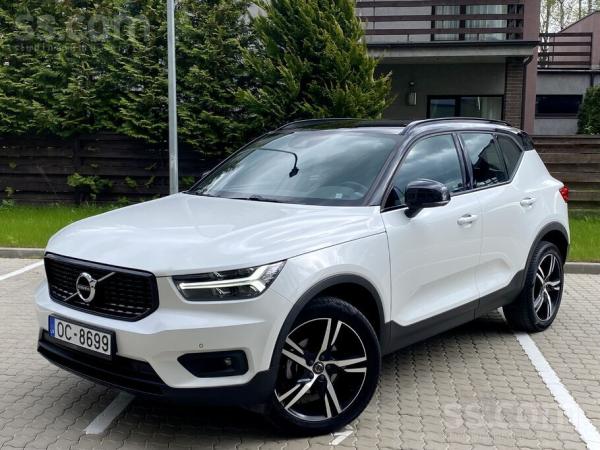 White Volvo XC40 2019 in Riga, with an engine capacity of 2.00 L and mileage of 211 thousand km for 41990 €, photo 1 on AUTOMOTO.COM.LV