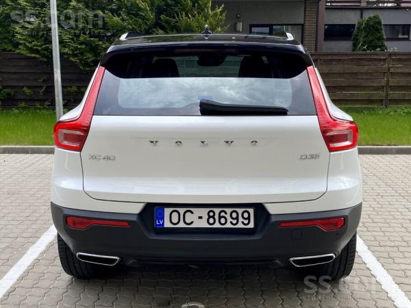 White Volvo XC40 2019 in Riga, with an engine capacity of 2.00 L and mileage of 211 thousand km for 41990 €, photo 5 on AUTOMOTO.COM.LV