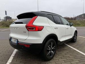 White Volvo XC40 2019 in Vilnius, with an engine capacity of 1.97 L and mileage of 289 thousand km for 12500 €, photo 5 on AUTOMOTO.COM.LV