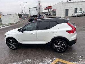 Balts Volvo XC40 2019 Šauļi, ar dzinēja tilpumu 1.97 L un nobraukumu 249 tūkst. km par 19500 €, foto 8 vietnē AUTOMOTO.COM.LV