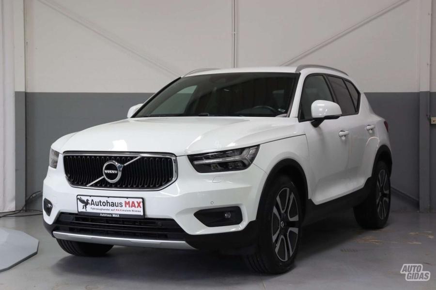 White Volvo XC40 2019 in Kaunas, with an engine capacity of 2.00 L and mileage of 25 thousand km for 32690 €, photo 1 on AUTOMOTO.COM.LV