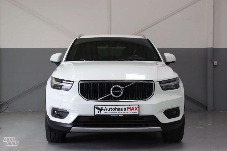 White Volvo XC40 2019 in Kaunas, with an engine capacity of 2.00 L and mileage of 25 thousand km for 32690 €, photo 5 on AUTOMOTO.COM.LV