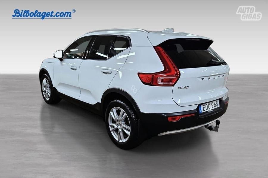Balts Volvo XC40 2019 Kauņa, ar dzinēja tilpumu 0.00 L un nobraukumu 54 tūkst. km par 32446 €, foto 2 vietnē AUTOMOTO.COM.LV