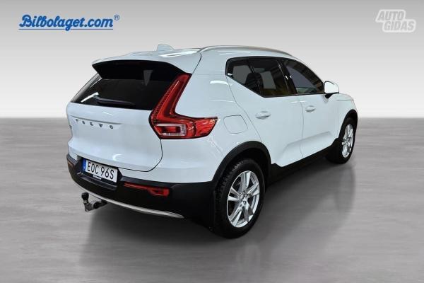 White Volvo XC40 2019 in Kaunas, with an engine capacity of 0.00 L and mileage of 54 thousand km for 32446 €, photo 3 on AUTOMOTO.COM.LV