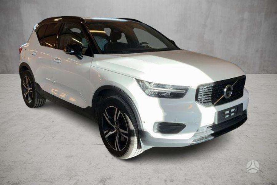 Balts Volvo XC40 2019 Viļņa, ar dzinēja tilpumu 1.97 L un nobraukumu 229 tūkst. km par 17990 €, foto 2 vietnē AUTOMOTO.COM.LV