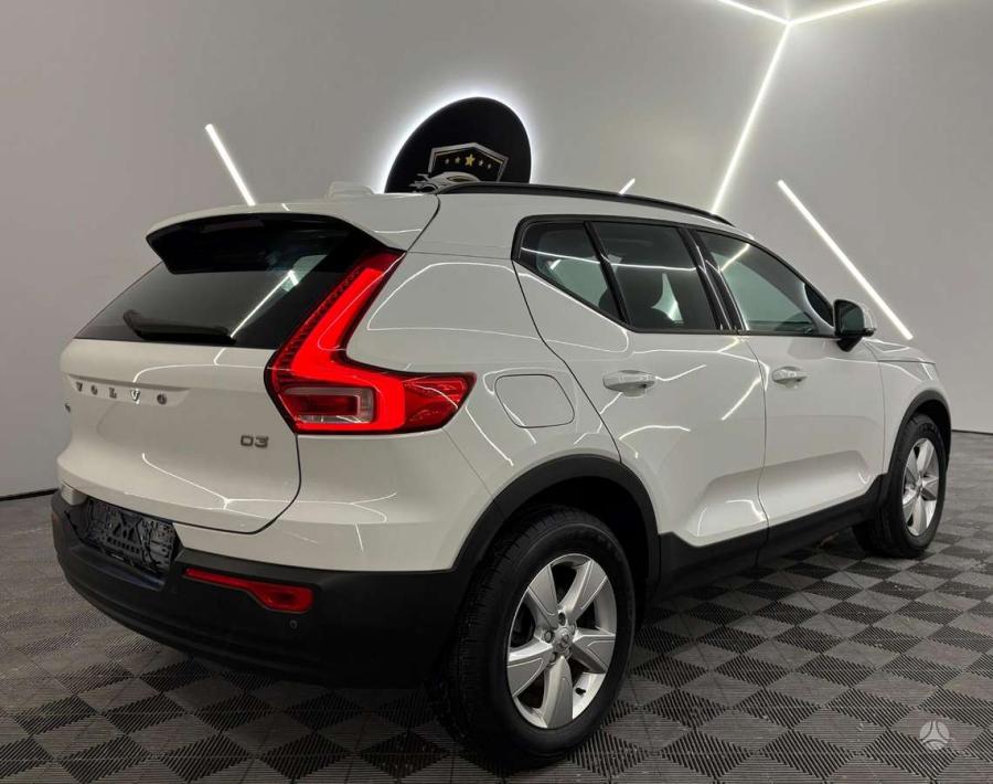 Balts Volvo XC40 2019 Marijampole, ar dzinēja tilpumu 1.97 L un nobraukumu 270 tūkst. km par 14500 €, foto 24 vietnē AUTOMOTO.COM.LV