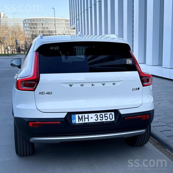 Белый Вольво XC40 2019 в Рига, объемом двигателя 2.00 л и пробегом 195 тыс. км за 16600 €, фото 5 на AUTOMOTO.COM.LV