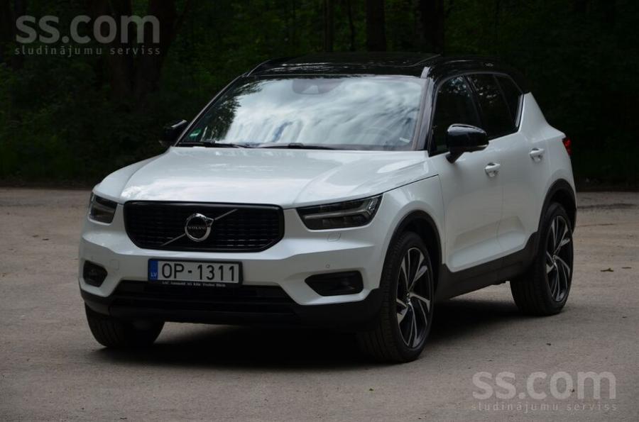 White Volvo XC40 2019 in Riga, with an engine capacity of 2.00 L and mileage of 212 thousand km for 20990 €, photo 6 on AUTOMOTO.COM.LV