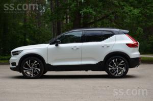 White Volvo XC40 2019 in Riga, with an engine capacity of 2.00 L and mileage of 212 thousand km for 20990 €, photo 7 on AUTOMOTO.COM.LV