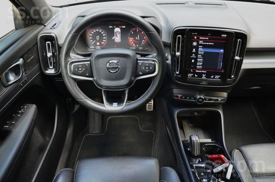 White Volvo XC40 2019 in Riga, with an engine capacity of 2.00 L and mileage of 212 thousand km for 20990 €, photo 19 on AUTOMOTO.COM.LV