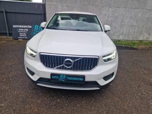 Белый Вольво XC40 2019 в Лиепая, объемом двигателя 2.00 л и пробегом 0 тыс. км за 19950 €, фото  на AUTOMOTO.COM.LV