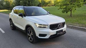 Balts Volvo XC40 2019 Panevēža, ar dzinēja tilpumu 1.97 L un nobraukumu 160 tūkst. km par 17300 €, foto  vietnē AUTOMOTO.COM.LV