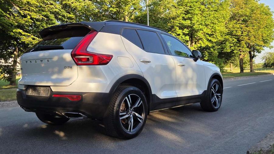 Белый Вольво XC40 2019 в Паневежис, объемом двигателя 1.97 л и пробегом 160 тыс. км за 17300 €, фото 3 на AUTOMOTO.COM.LV