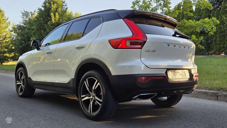 Белый Вольво XC40 2019 в Паневежис, объемом двигателя 1.97 л и пробегом 160 тыс. км за 17300 €, фото 12 на AUTOMOTO.COM.LV