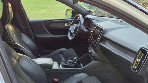 Белый Вольво XC40 2019 в Паневежис, объемом двигателя 1.97 л и пробегом 160 тыс. км за 17300 €, фото 24 на AUTOMOTO.COM.LV