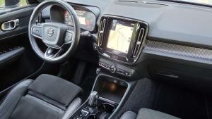 Белый Вольво XC40 2019 в Паневежис, объемом двигателя 1.97 л и пробегом 160 тыс. км за 17300 €, фото 32 на AUTOMOTO.COM.LV