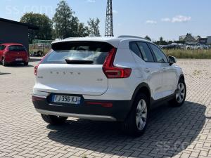 White Volvo XC40 2019 in Jelgava, with an engine capacity of 2.00 L and mileage of 214 thousand km for 14200 €, photo 8 on AUTOMOTO.COM.LV