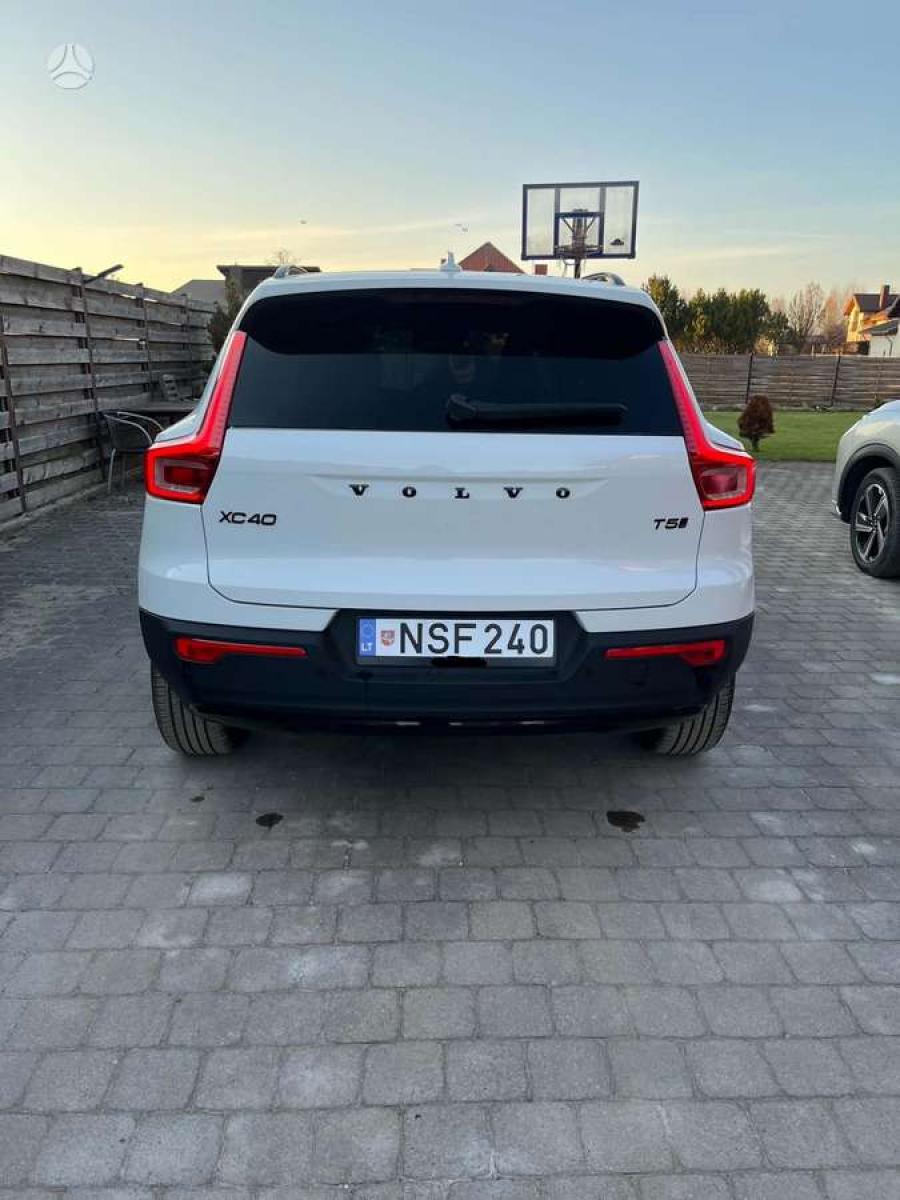 Balts Volvo XC40 2019 Klaipėda, ar dzinēja tilpumu 2.00 L un nobraukumu 113 tūkst. km par 20400 €, foto 7 vietnē AUTOMOTO.COM.LV