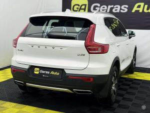 Белый Вольво XC40 2019 в Вильнюс, объемом двигателя 1.97 л и пробегом 178 тыс. км за 18490 €, фото 5 на AUTOMOTO.COM.LV