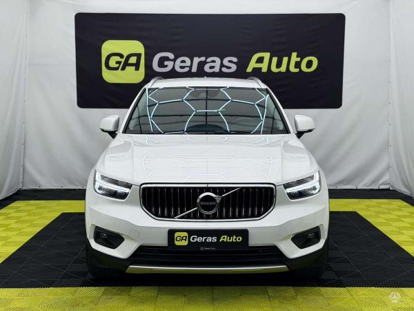 Белый Вольво XC40 2019 в Вильнюс, объемом двигателя 1.97 л и пробегом 178 тыс. км за 18490 €, фото 7 на AUTOMOTO.COM.LV