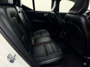 Белый Вольво XC40 2019 в Вильнюс, объемом двигателя 1.97 л и пробегом 178 тыс. км за 18490 €, фото 14 на AUTOMOTO.COM.LV