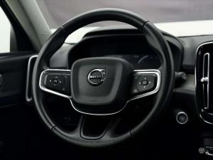 Белый Вольво XC40 2019 в Вильнюс, объемом двигателя 1.97 л и пробегом 178 тыс. км за 18490 €, фото 19 на AUTOMOTO.COM.LV
