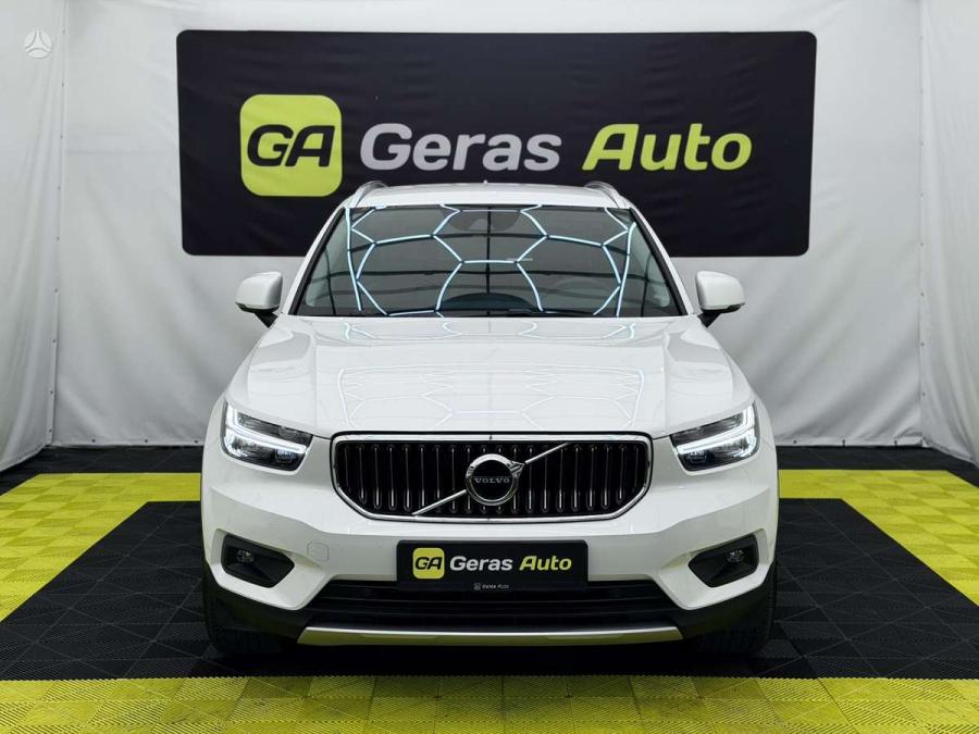 Белый Вольво XC40 2019 в Вильнюс, объемом двигателя 1.97 л и пробегом 178 тыс. км за 18450 €, фото 9 на AUTOMOTO.COM.LV